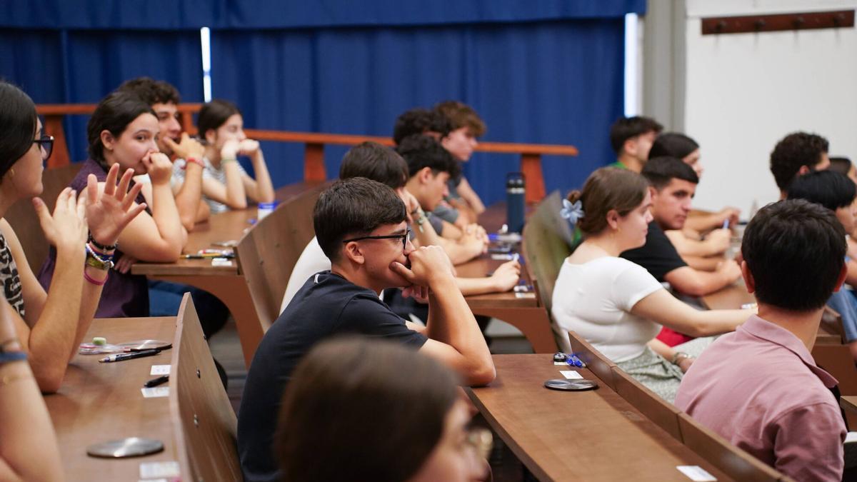 El 90% de los estudiantes superan en 2026 la Selectividad en la ...