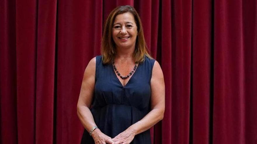 Armengol asistirá hoy al acto del Día de Extremadura en el teatro ...