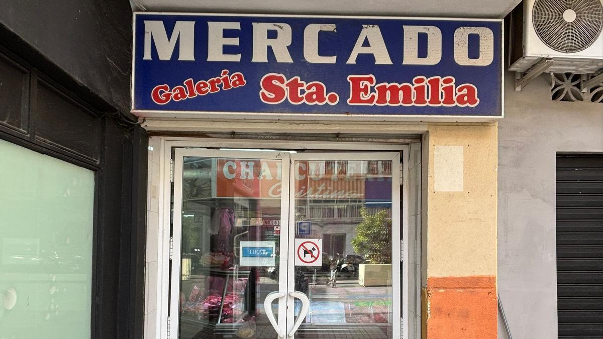 Mercado de Santa Emilia: los comerciantes del mercado de la Cruz del ...