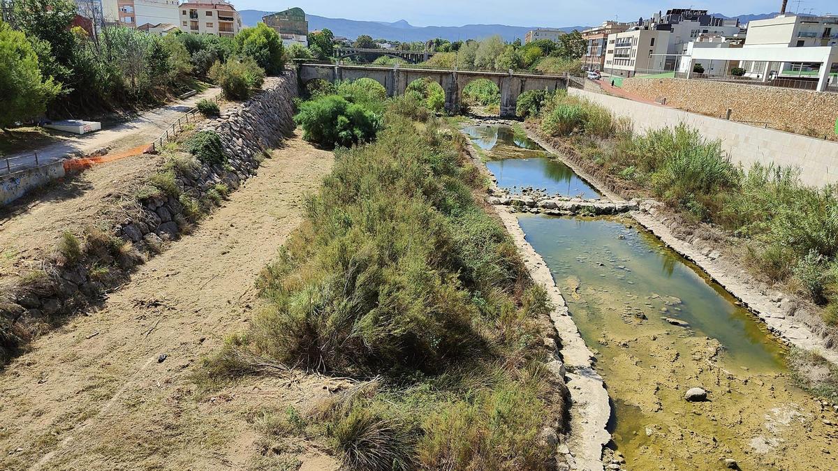 El cauce del Serpis "resurge" en el centro de Gandia
