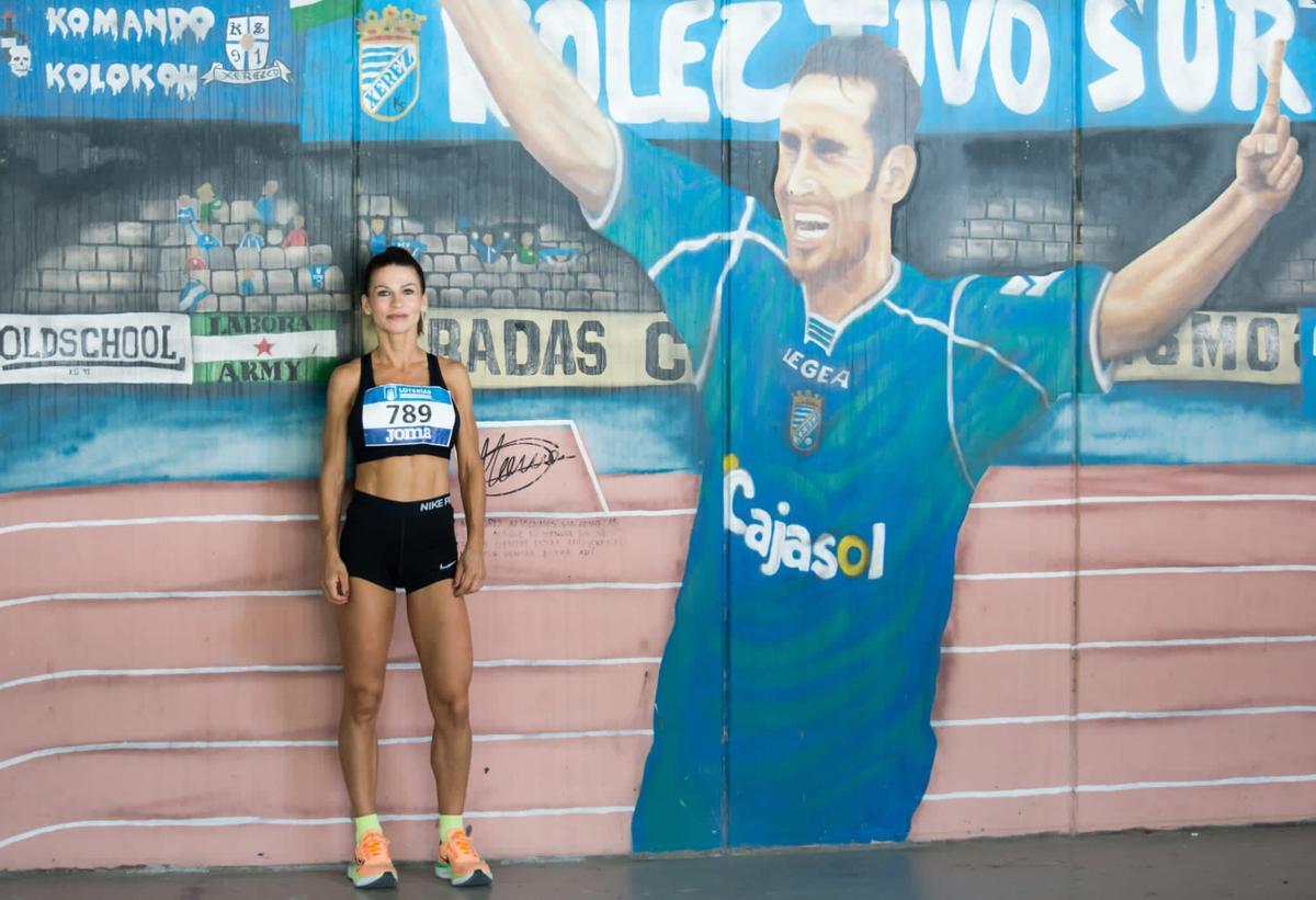 Carolina Gámez reina en Formentera con un doblete en la Milla y los 5. ...