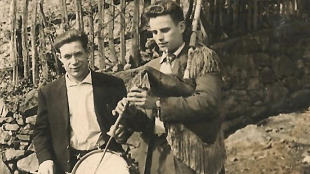 La gaita asturiana llora por Pepe Peñanes - La Nueva España