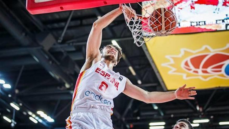 El lucentino Álex Galán se curte con España en el Europeo sub'20