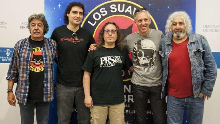 Los Suaves, Medalla de Oro en su tierra