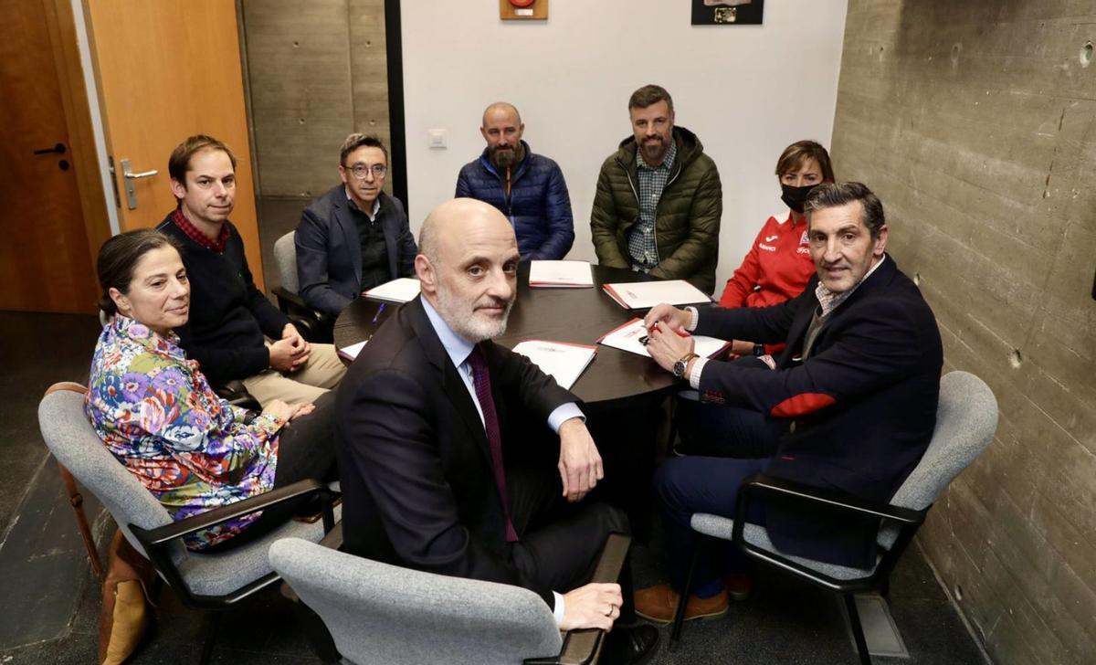 El Grupo propone llevar el piragüismo al puerto deportivo para reducir ...