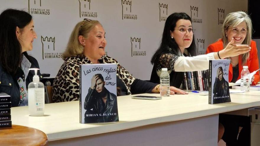 Xosé Gándara e Miriam Blanco presentaron libros en Vimianzo