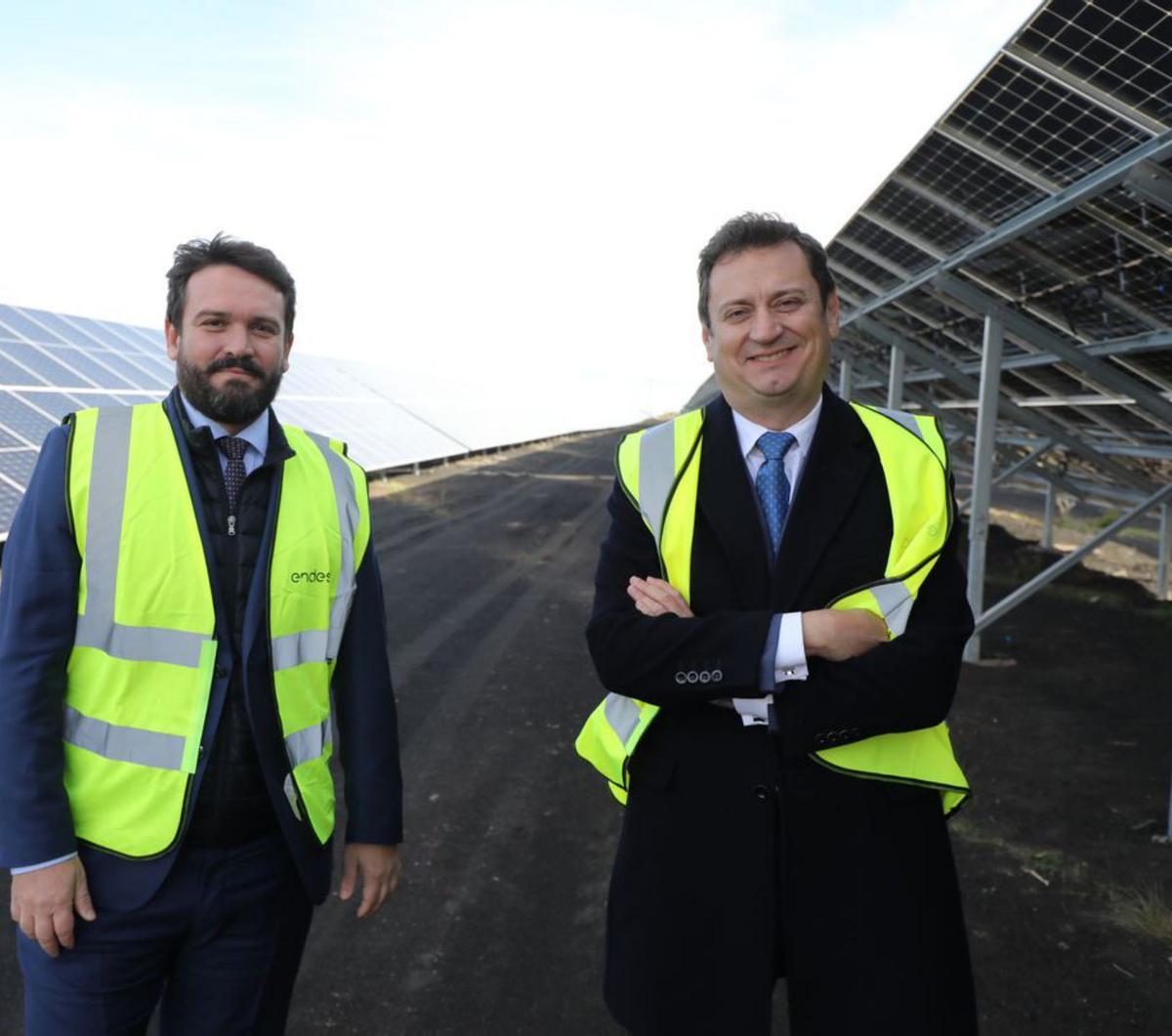La fábrica de ‘girasoles’ fotovoltaicos de Andorra (Teruel) generará 1 ...