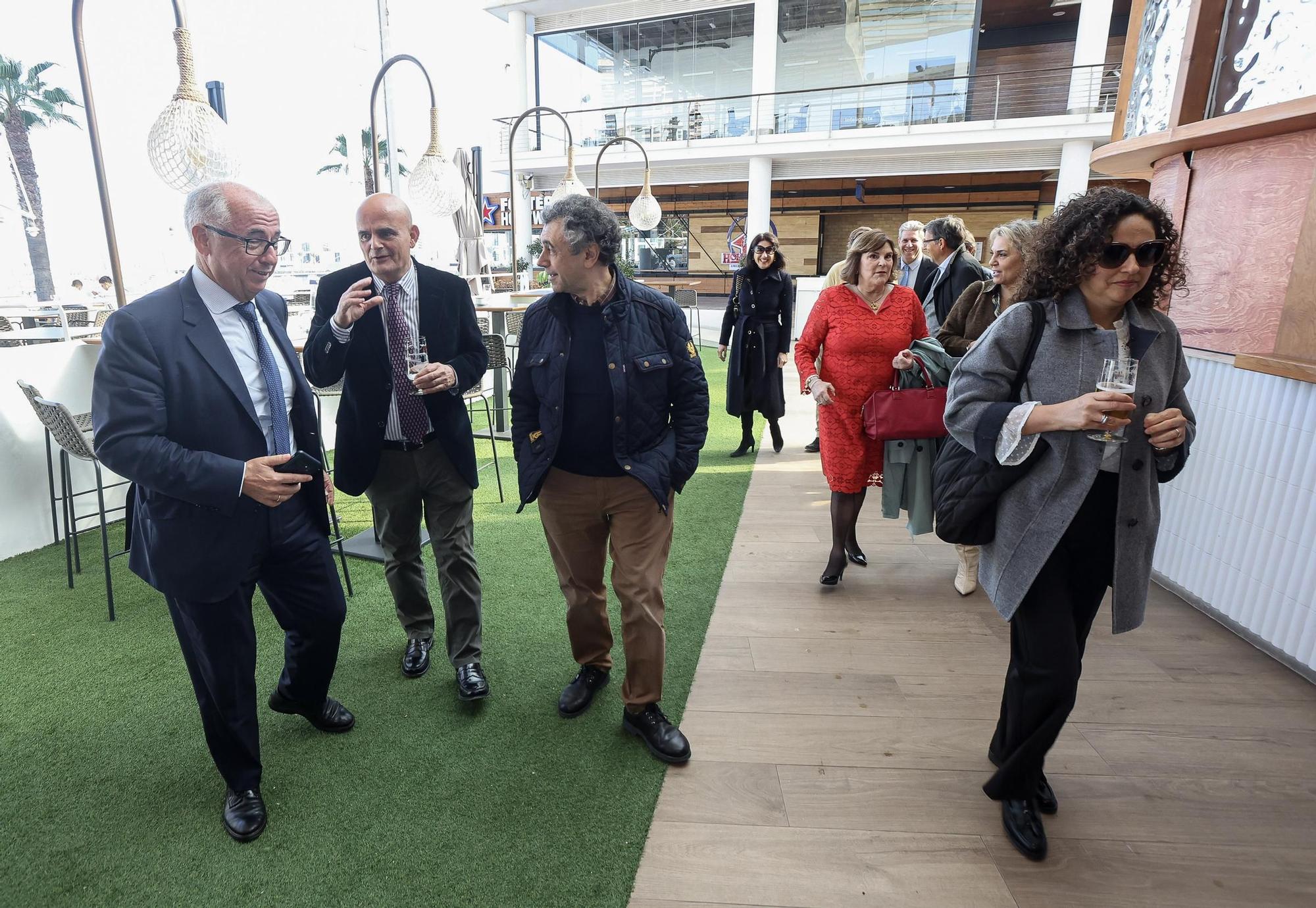 Comida de despedida de la Magistrada Monserrat Navarro en el ...