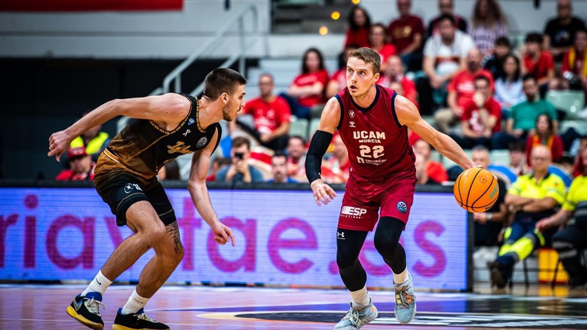 El UCAM se estrena en Champions sin dar opción al Igokea (72-47)