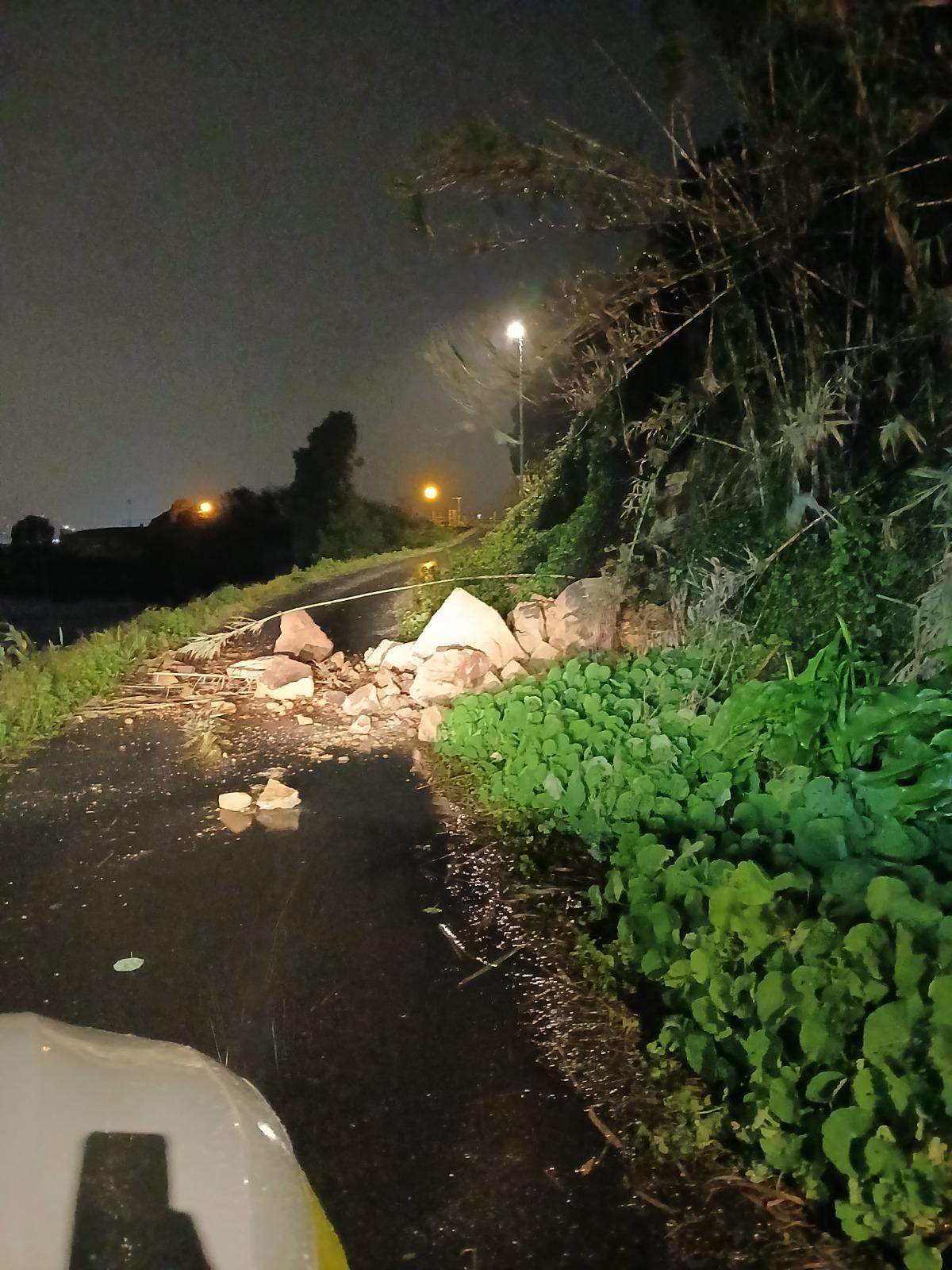 Borrasca Joseph | Noche de desprendimientos y caídas de árboles en Moaña