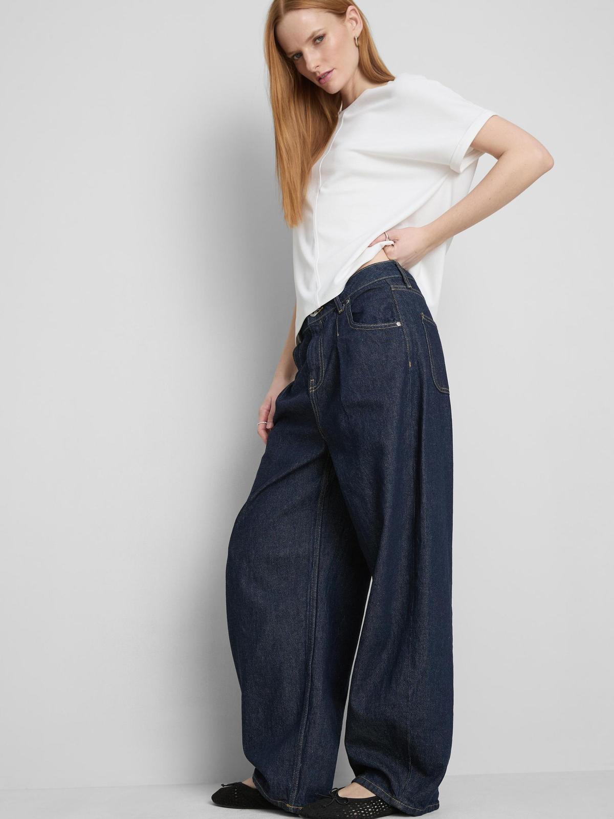 Ha llegado a Primark el pantalón vaquero barrel que las chicas 'cool ...