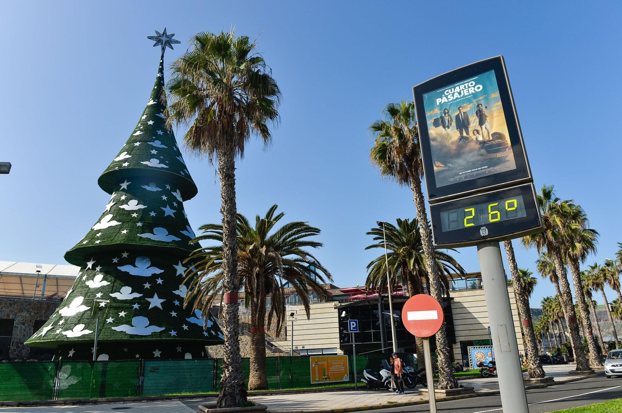 Árbol de Navidad en el CC Las Arenas