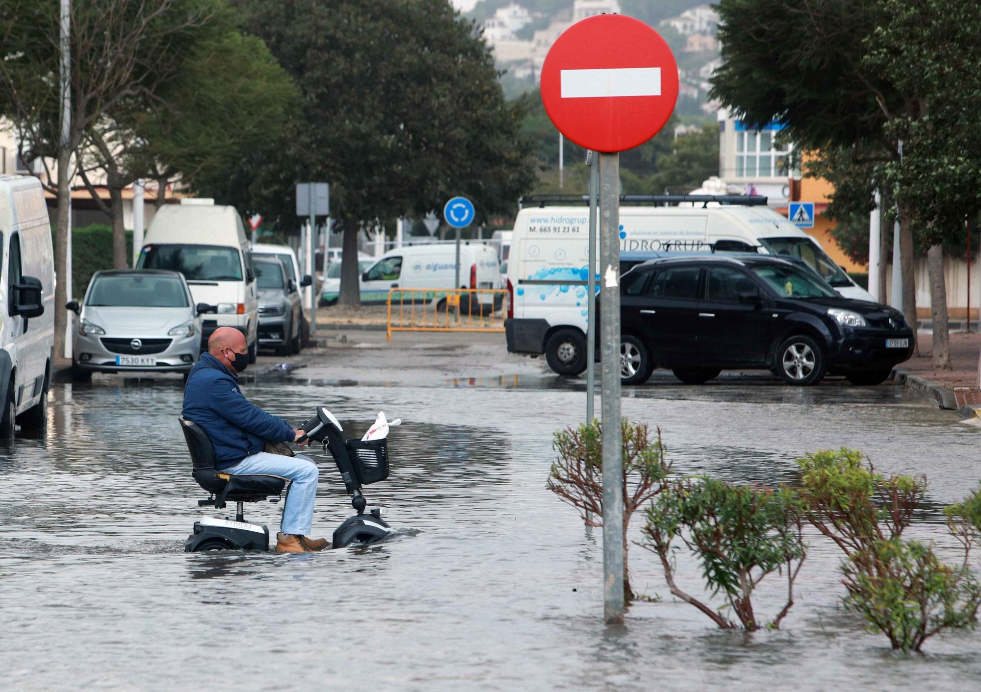 Tormentas en Valencia | Las lluvias torrenciales descargan con fuerza ...
