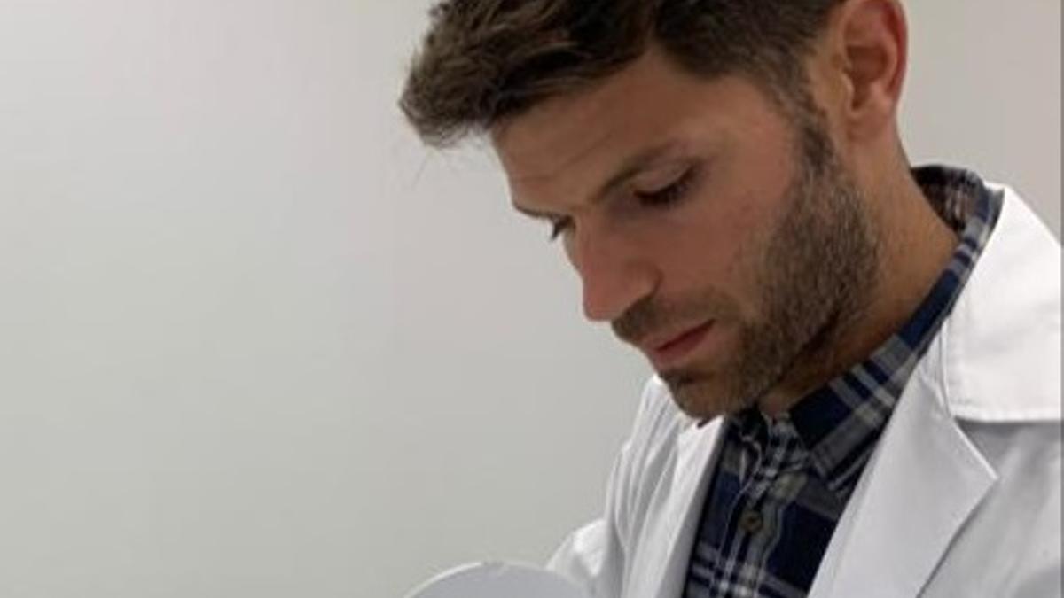 ¿Quieres hacerte un implante capilar en Ibiza? ¿Buscas un especialista ...