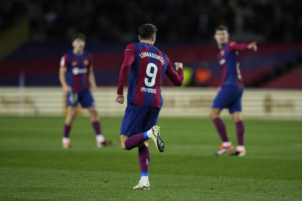 Lewandowski tiene en el punto de mira a Henry