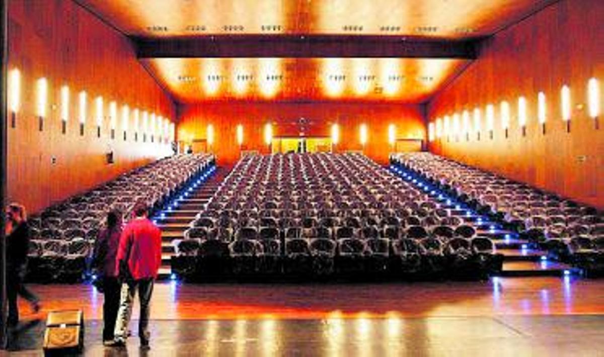 Musical Barnum por alumnos de la ESAD, a beneficio de Hogar Abierto ...