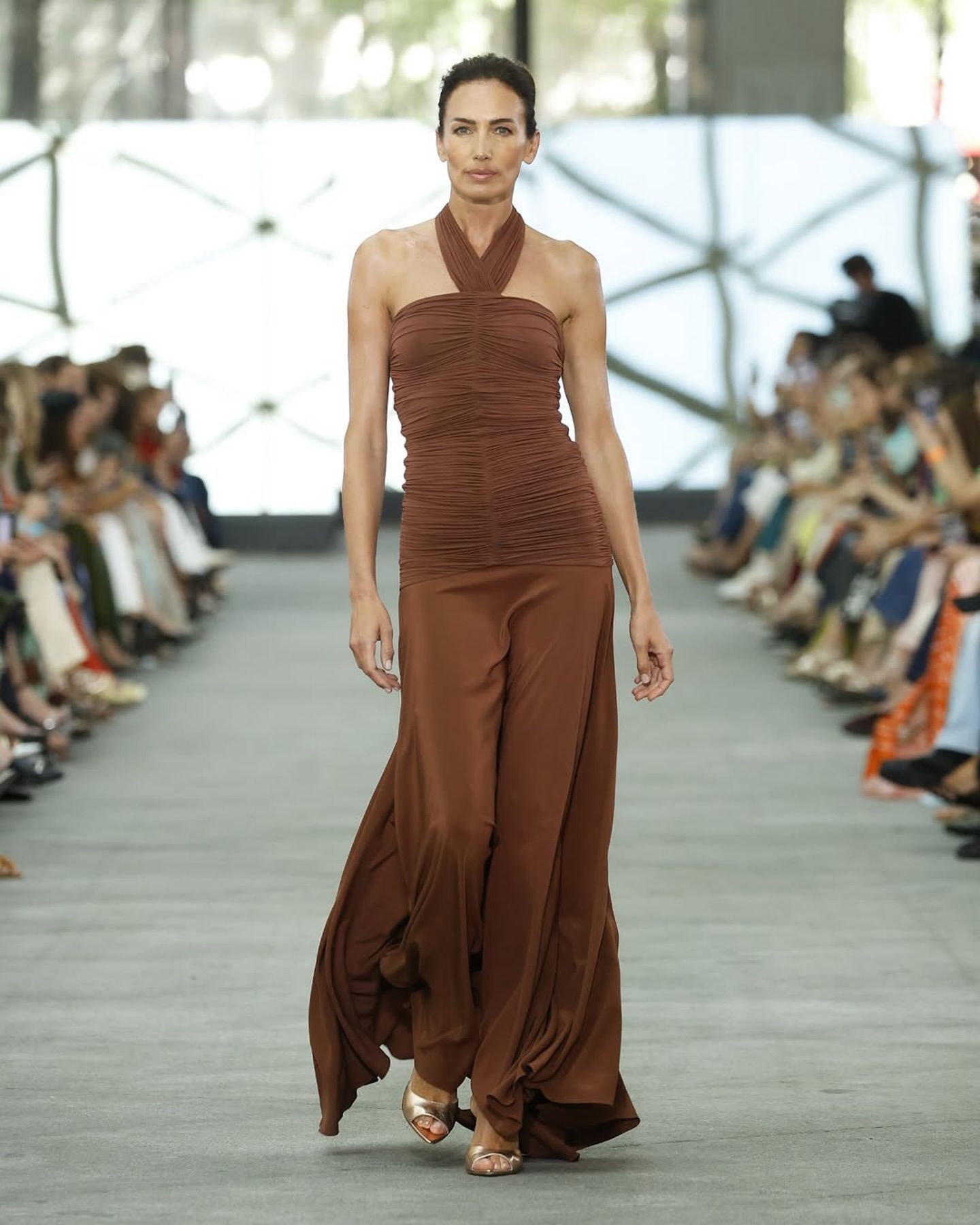 NIEVES ALVAREZ LOOK | Nieves Álvarez nos da una lección de estilo con ...
