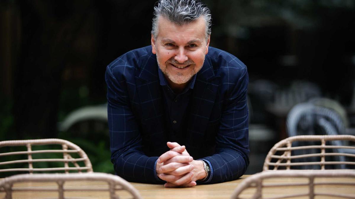 Ramon Gener guanya el Premi Ramon Llull amb la novel·la 'Història d'un ...