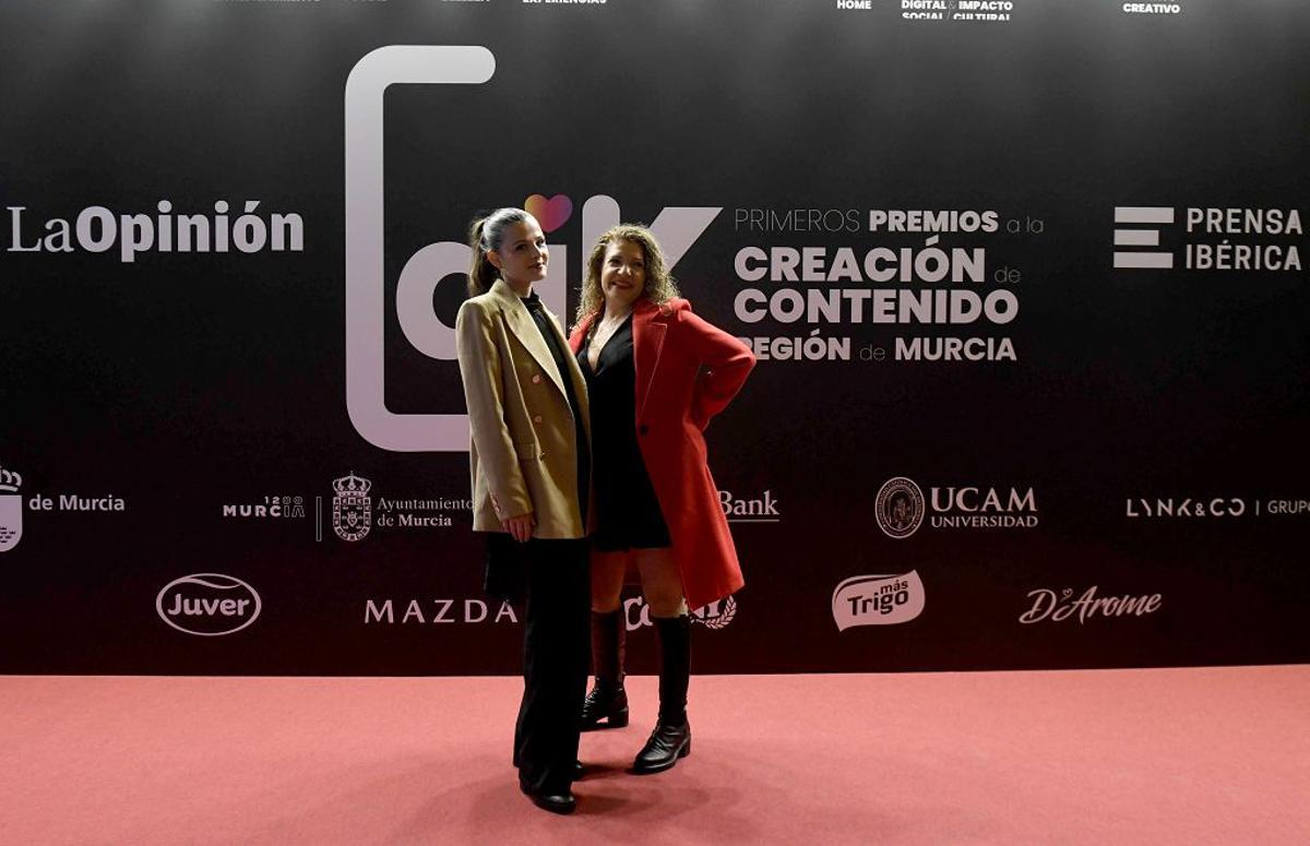 Las imágenes del photocall y ambiente en los Premios Laik de la Región ...