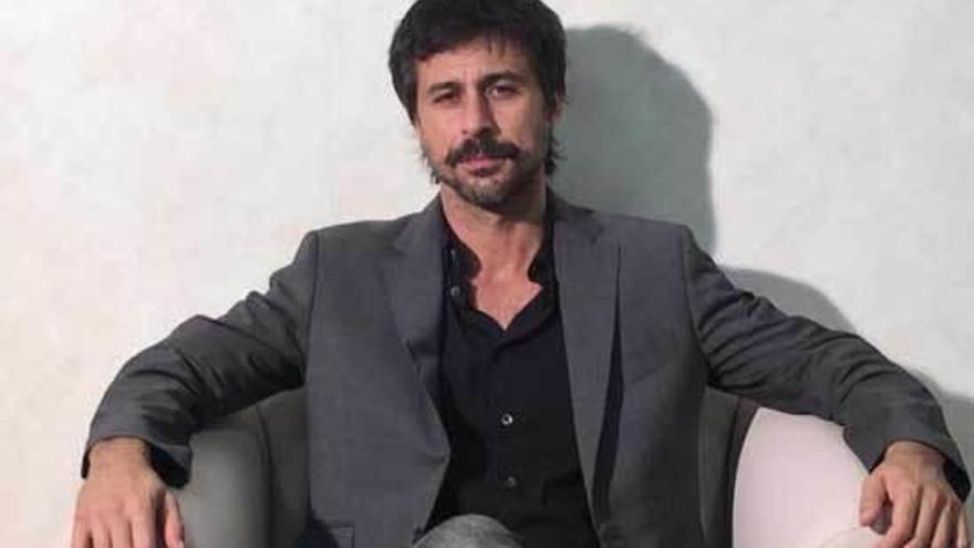 "Ahora me sorprenden los besos del cine"