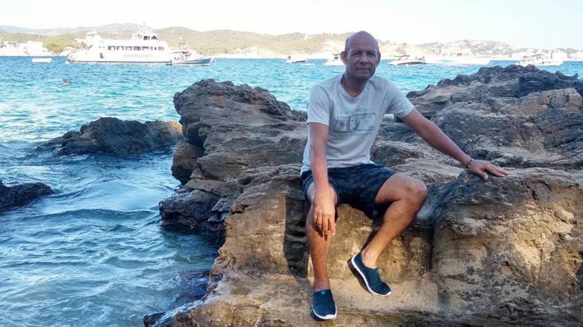 L'Edwin va acceptar una feina per fer una mudança i després va ...