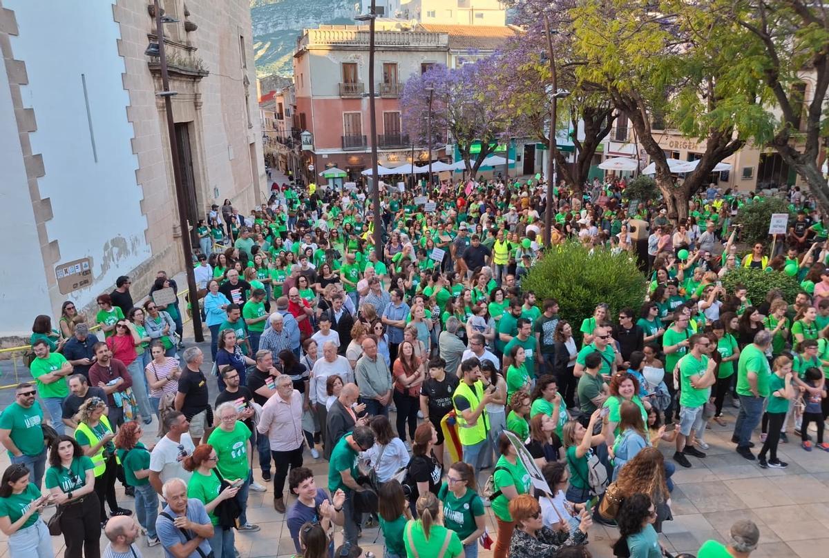 Los docentes no desfallecen | Sigue el alto seguimiento de la huelga en ...