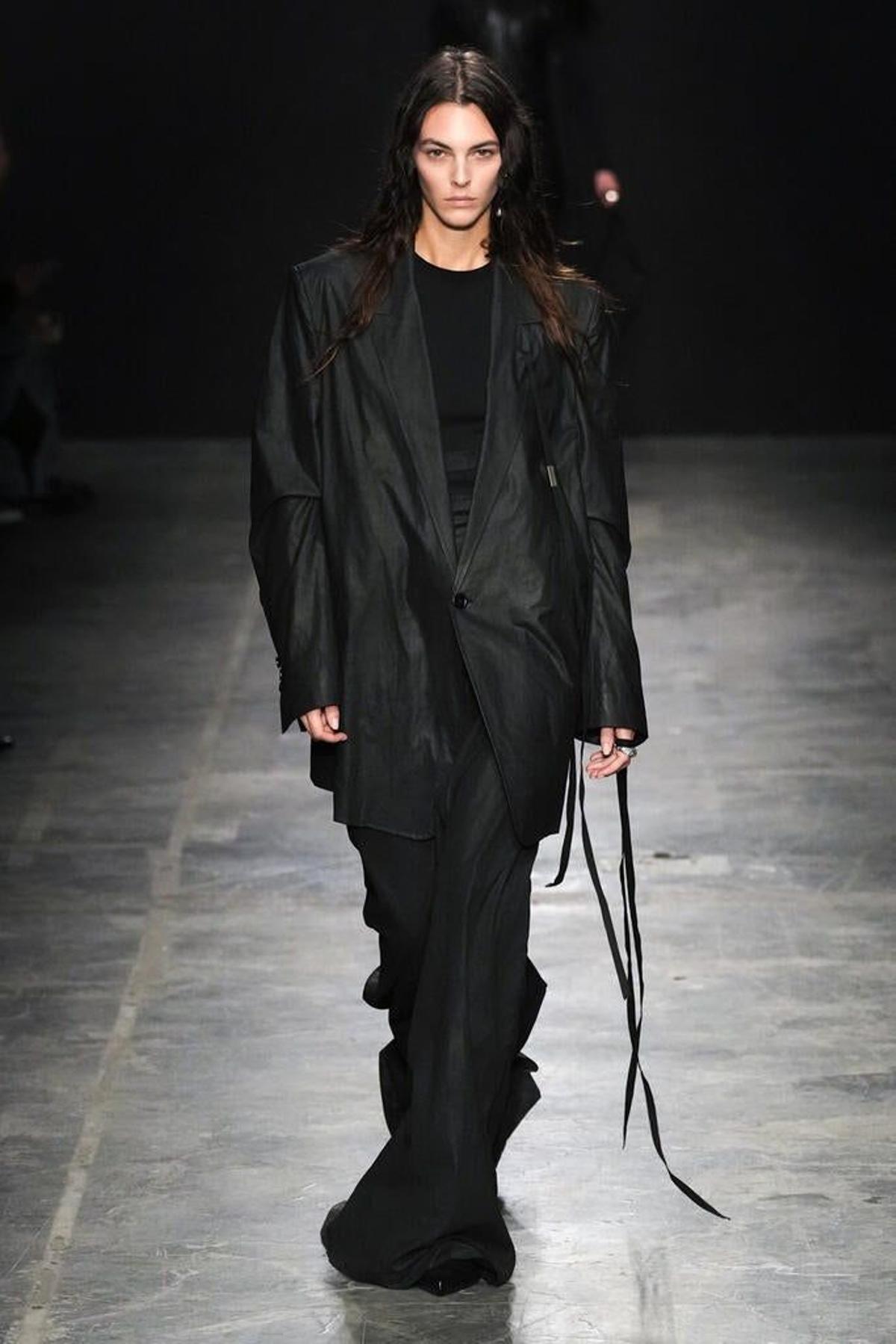 Ann Demeulemeester - París - Mujer - Primavera-Verano 2023 - Woman