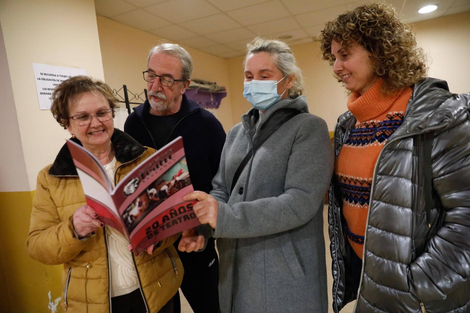 EN IMAGENES: 20 años del grupo de teatro "Santa Bárbara" de Llaranes ...