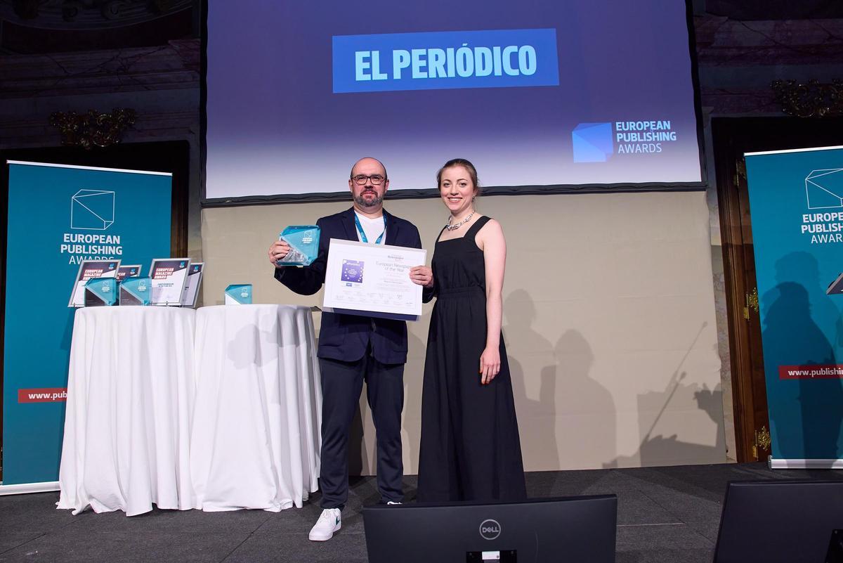 EL PERIÓDICO recoge el premio al diario mejor diseñado de Europa