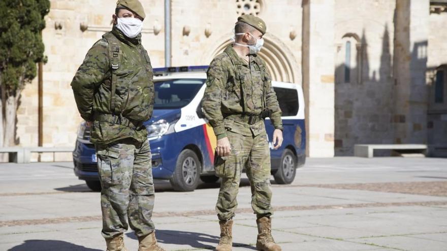 El Regimiento de Artillería y Lanzacohetes patrulla Zamora