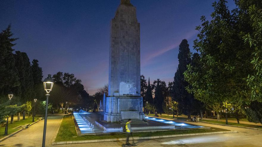 El Ayuntamiento de Palma ilumina el monumento de sa Feixina tras casi ...