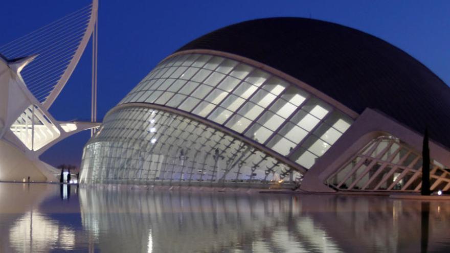 Valencia | València instalará un gran letrero iluminado con su nombre ...