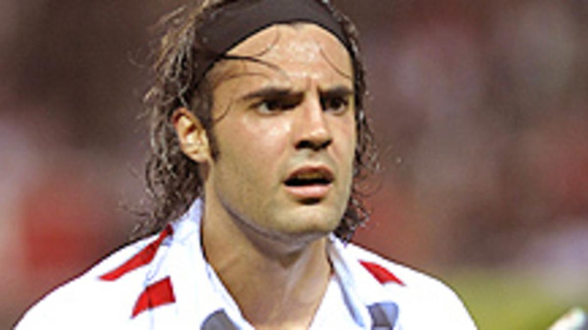 Sergio Sánchez, futbolista del Sevilla, baja indefinida por una enfermedad cardíaca - El Periódico