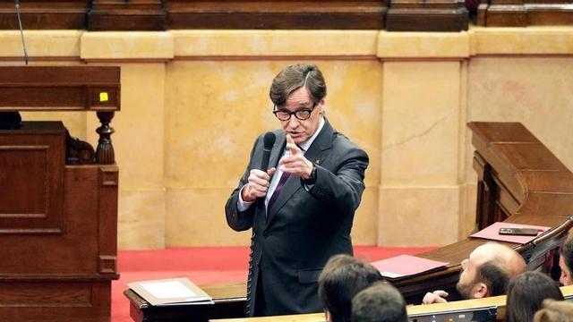 El Parlament exigeix retirar el pla pilot dels Mossos de paisà a les ...