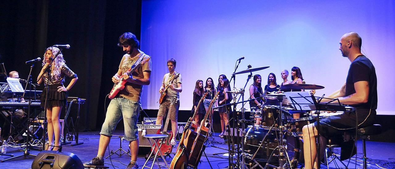 Oldfield “vuelve” al escenario en Avilés