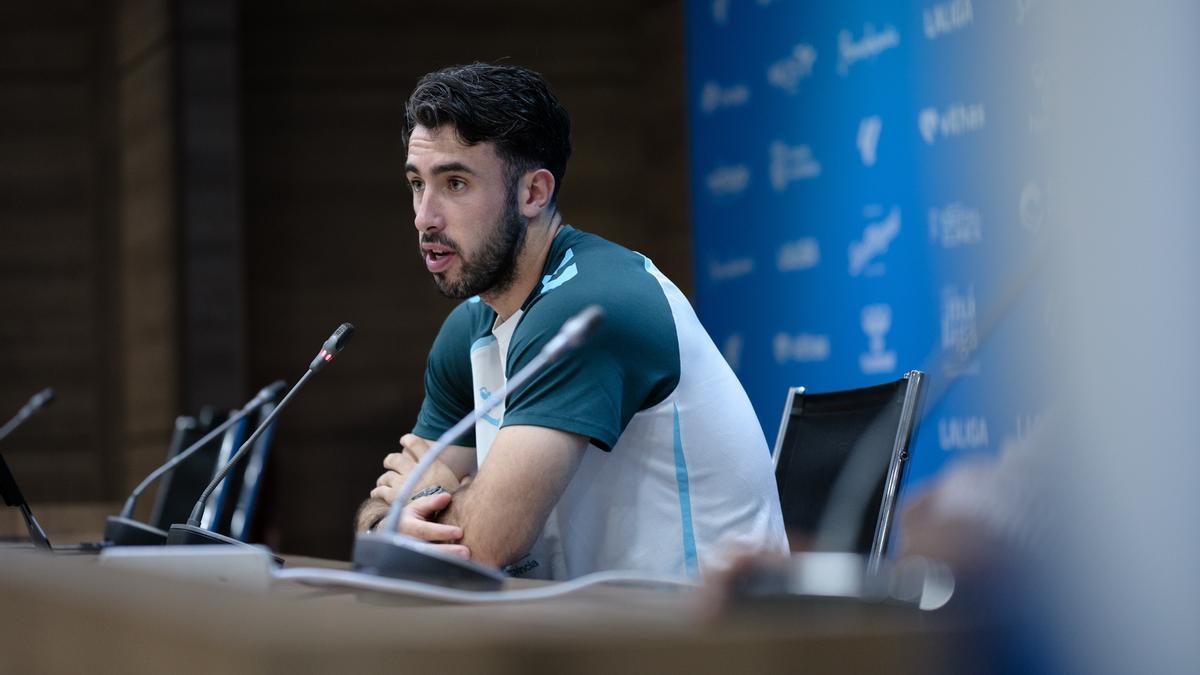 MÁLAGA CF | Puga, sobre su renovación: "Estoy muy tranquilo, esperemos ...