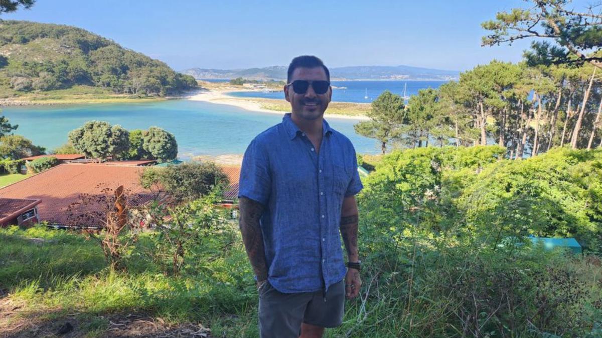 El chef de Costa Rica Randy Siles investiga en Cangas - Faro de Vigo