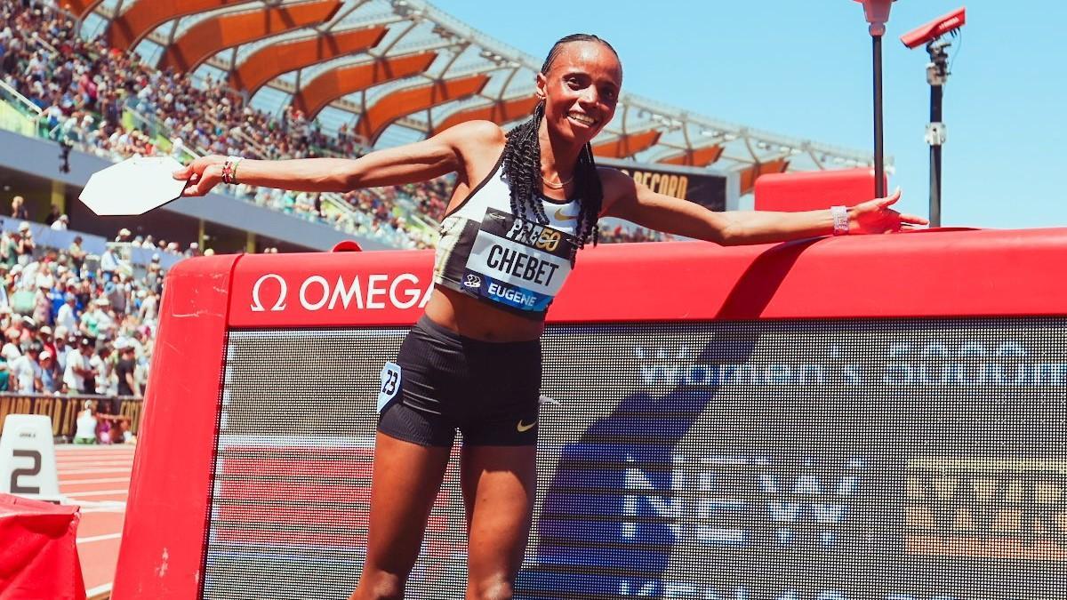 Las keniatas Chebet y Kipyegon hacen historia con los récords de 5.000 ...