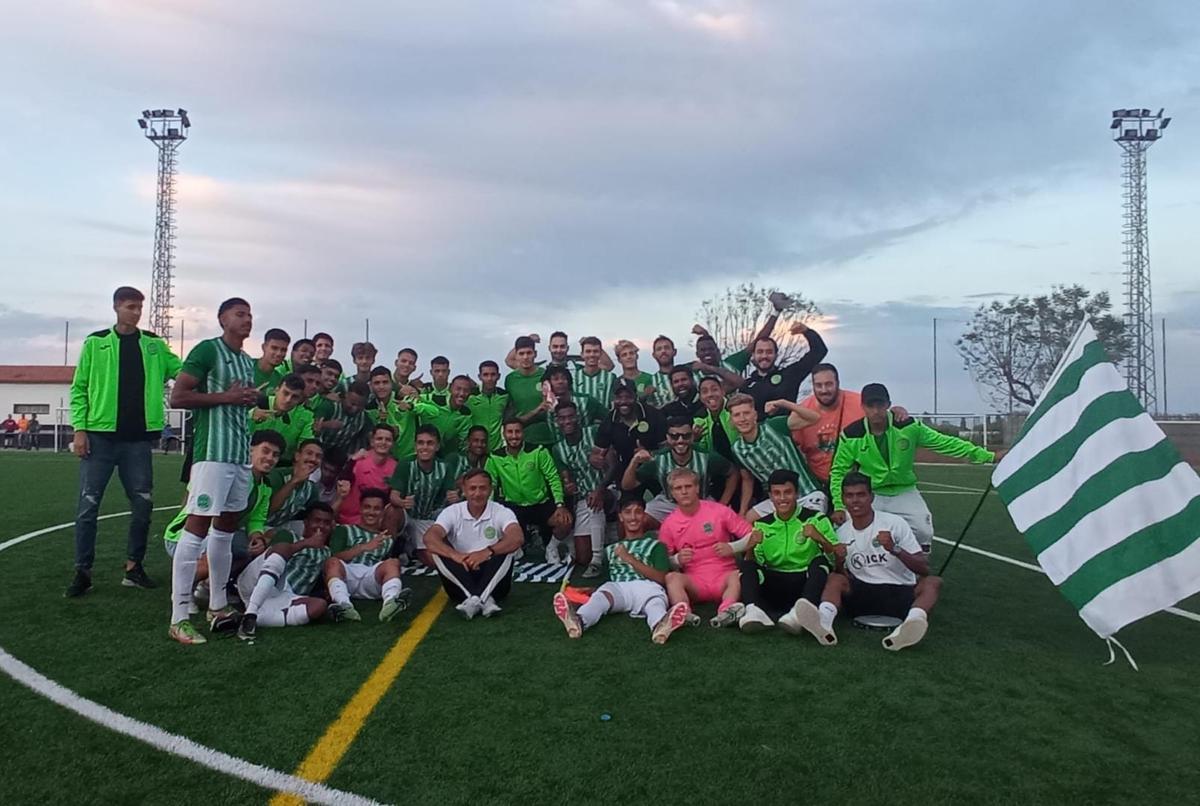 El CF Safor Gandia asciende a 1ª Regional - Levante-EMV