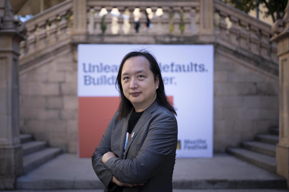 Audrey Tang, la ministra 'hacker' de Taiwán que ha reinventado la ...