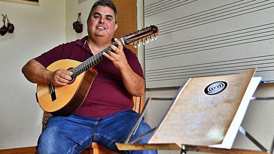 El método práctico de Manuel Matos para aprender el folclore canario