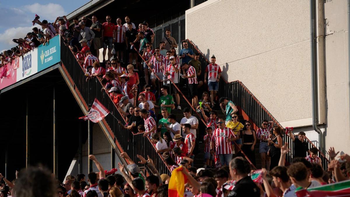 El Ayuntamiento descarta emitir en pantallas gigantes el Zamora CF ...