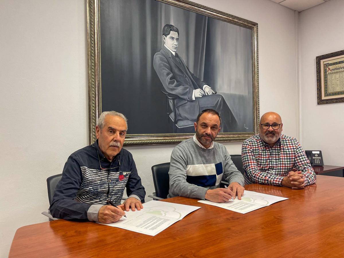 MOYA: El Quijote cabalga por los campos de Moya