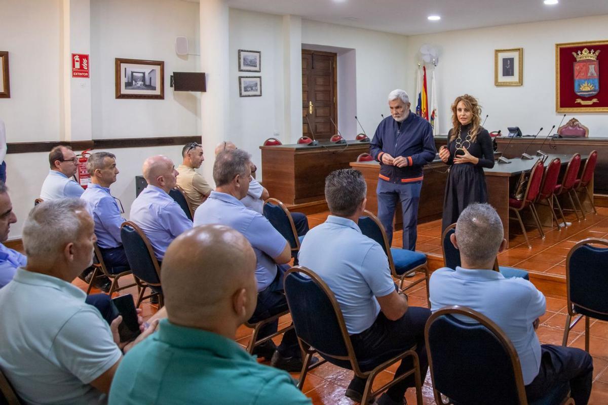 TRNASPORTE: Adeje incorpora 15 licencias para taxis adaptados