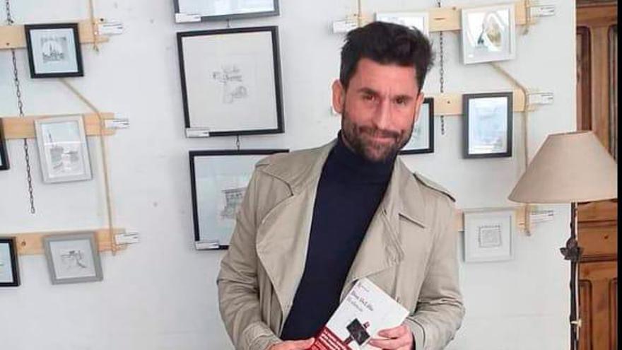 Víctor Guillot, suspendido de militancia por sus críticas al partido - La Nueva España