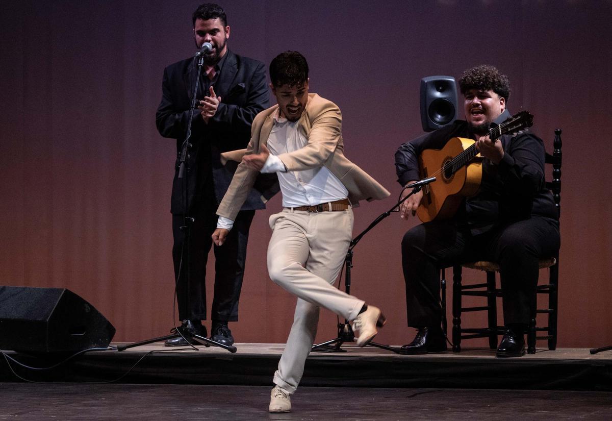 FLAMENCO EN PUENTE GENIL | El bailaor Juan Tomás de la Molía abrirá el ...