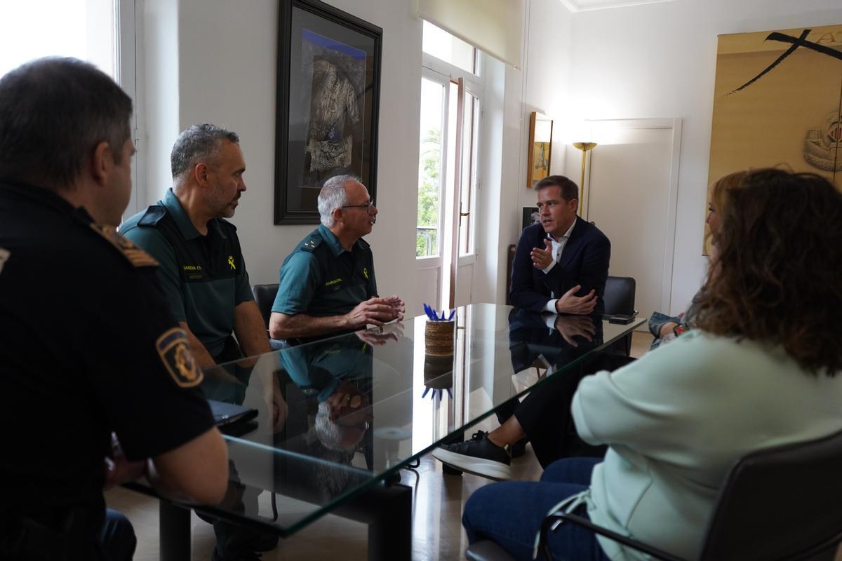 Xàtiva recibe al nuevo capitán de la Guardia Civil de la demarcación