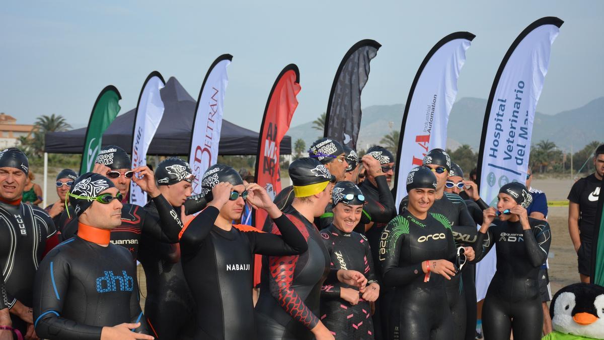 DEPORTES PLAYA NATACIÓN TENIS RUGBY, El deporte más refrescante, en ...