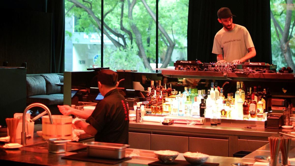 RESTAURANTE COHETE DISCO BAR BARCELONA | Cohete Disco Bar (Barcelona ...