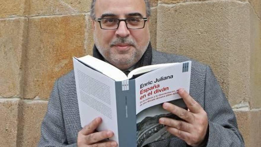 Enric Juliana y Juan Ramón Gil debaten sobre periodismo y política en ...